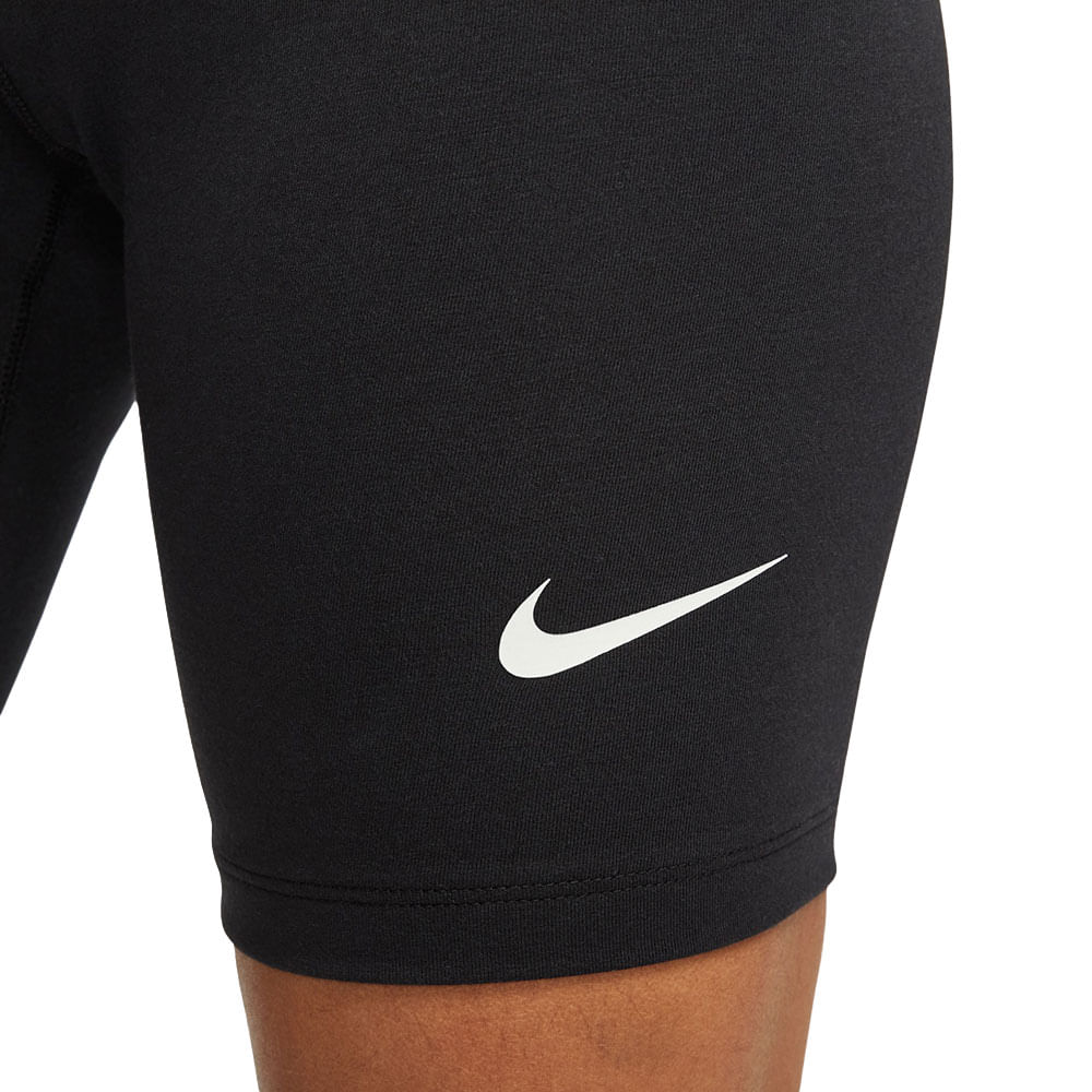 SHORT NIKE CLASSICS DE MUJER