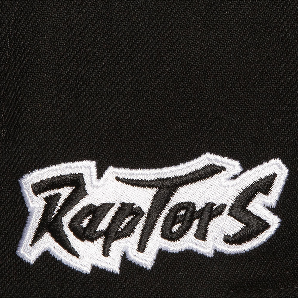 GORRA MITCHELL & NESS TORONTO RAPTORS - NBA Store Argentina